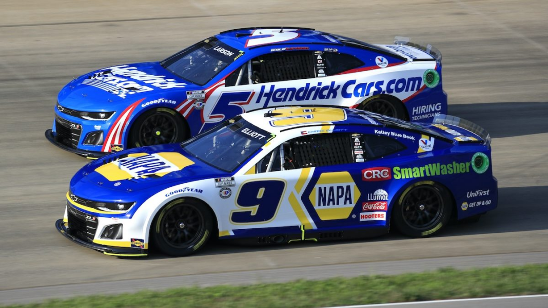 Hendrick Motorsports No. 9 Pit Crew Wins 2025 Mechanix Wear MVP Award ...